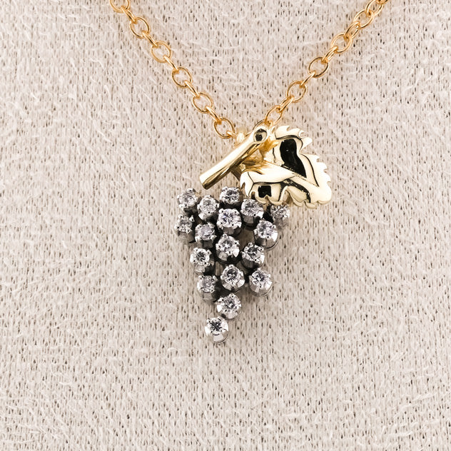 Handmade 18ct Gold Diamond Grapes Pendant 0.45ct TDW